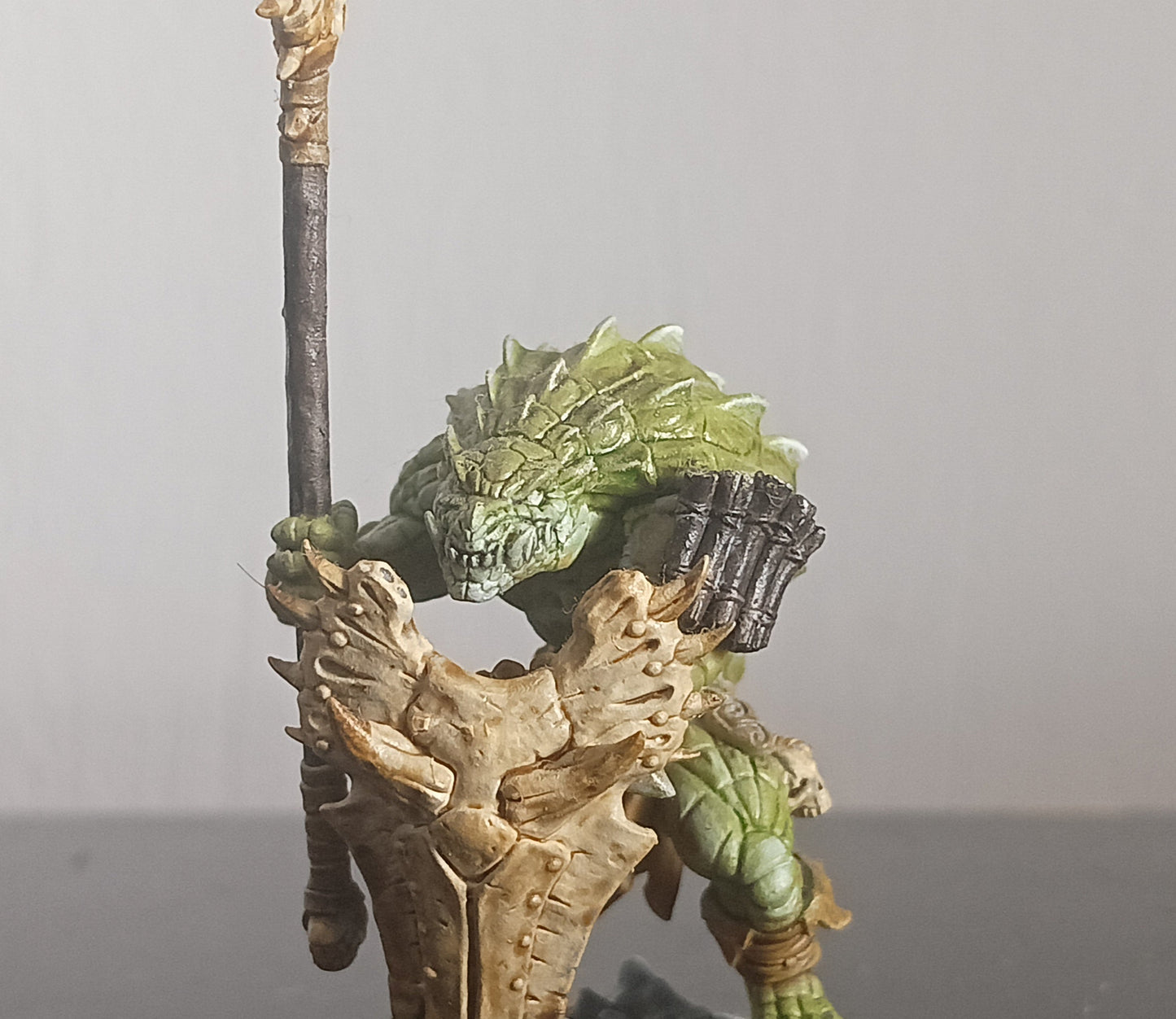 Hand-Painted Lizardfolk Warrior Miniature – ObsidianMiniatures